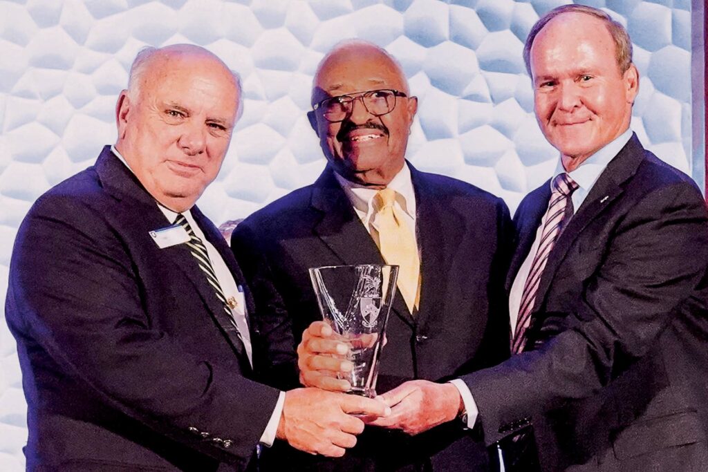 Beta Theta Pi Fraternity | Alumni Resources